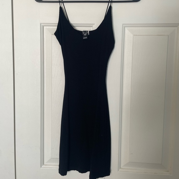 Windsor | Dresses | Windsor Black Mini Dress With Spaghetti Straps | Poshmark